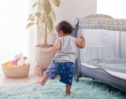 6 Quick Tips To Encourage Independent Standing And Stepping - The Clubhouse